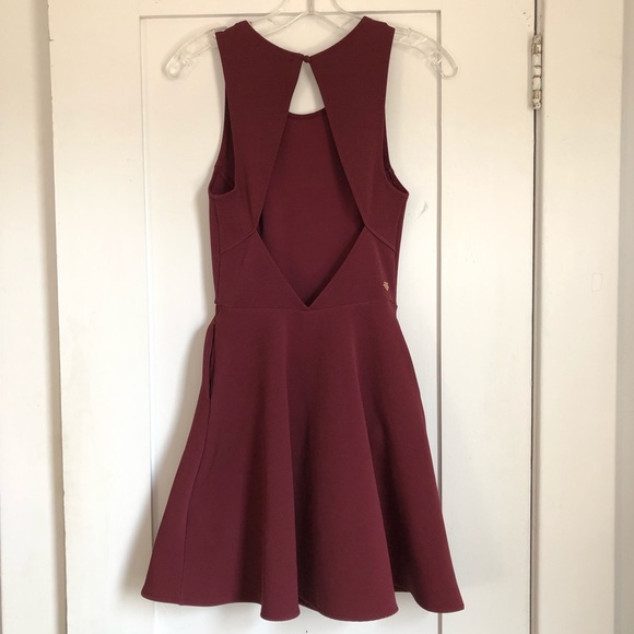 Kendall & Kylie | Dresses | Kendall Kylie Burgundy Open Back Dress ...